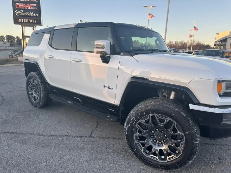 Interstellar White Hummer EV SUV Thread | Hummer EV Forum