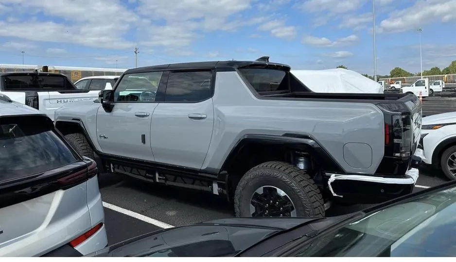 Meteorite Metallic Hummer EV Truck Thread | Hummer EV Forum