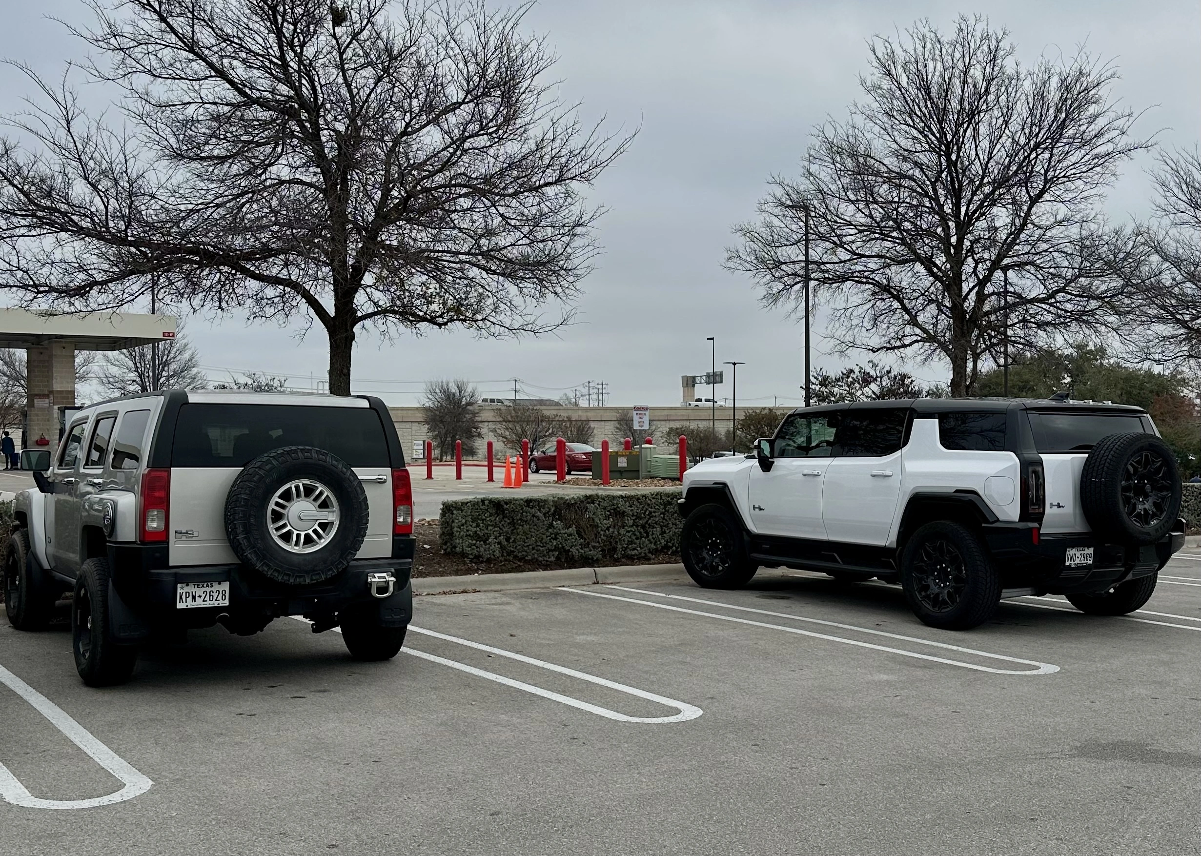 Hummer EV vs Hummer H3 | Hummer EV Forum